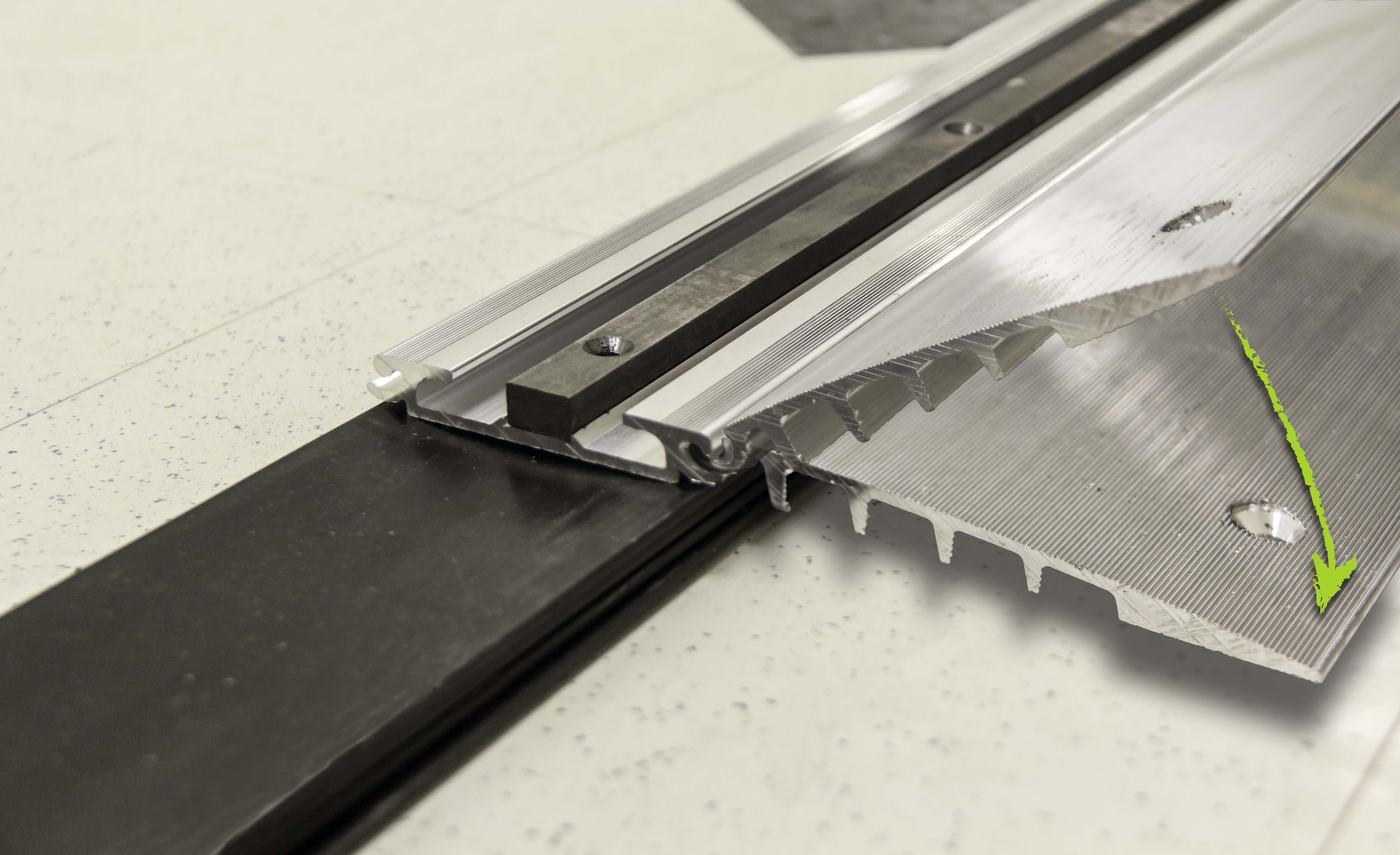 3-Piece Low-Profile Track - Spacefile